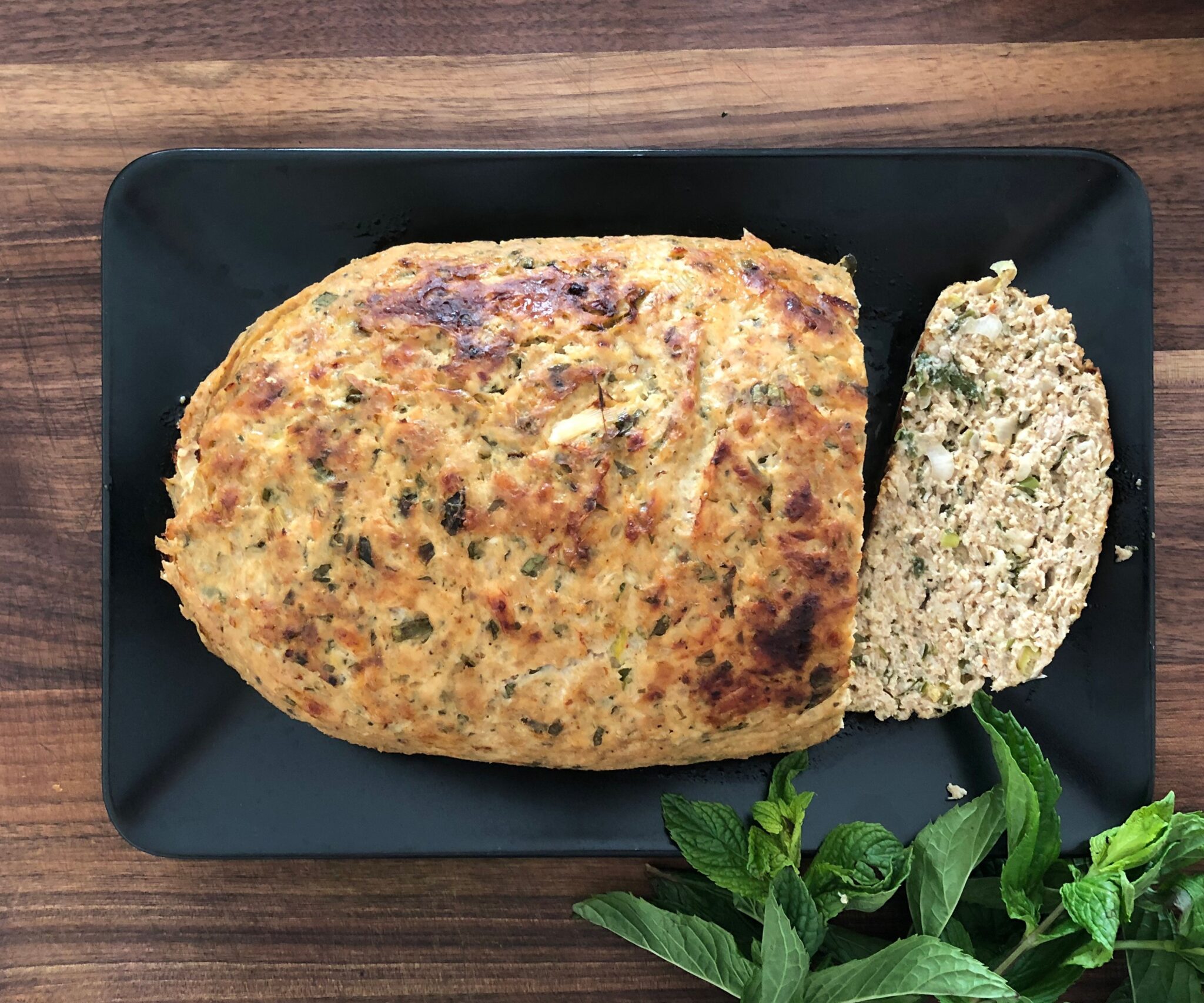 Moist Chicken Loaf with Halloumi - Cuisinovia