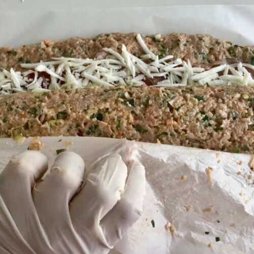 Stuffed Chicken Loaf with Prosciutto and Halloumi - Cuisinovia