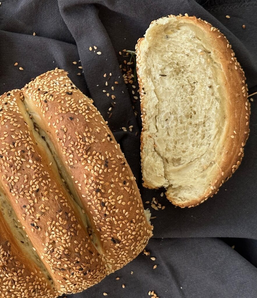 Anise-seed Cypriot Village Bread - Cuisinovia