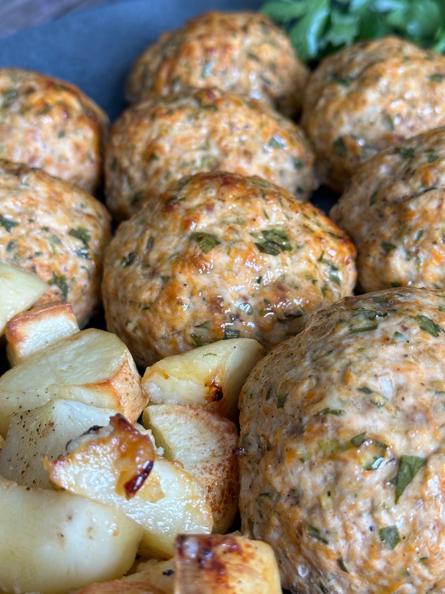 Baked Chicken patties with veggies - Cuisinovia